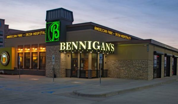 Bennigan’s Pioneers ‘New-stalgia’ in a Virtual World - Bennigans